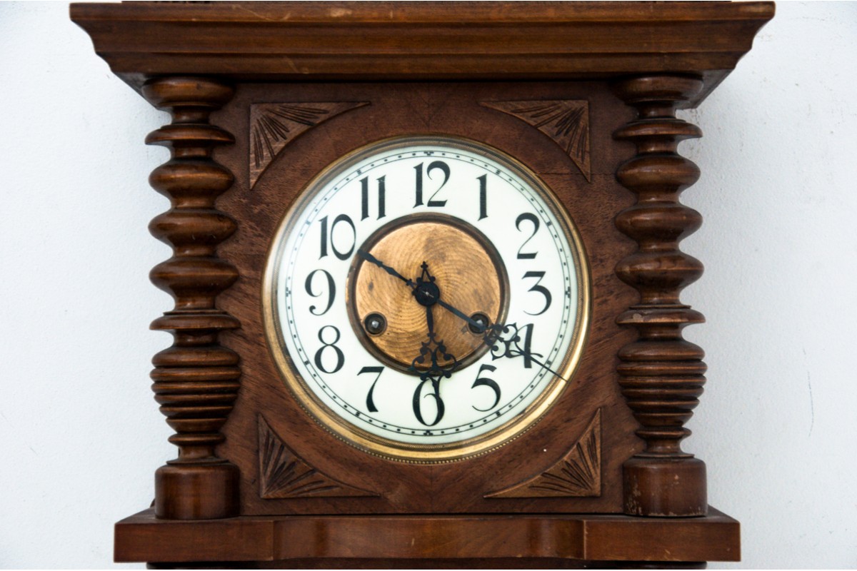 Eclectic clock, Western Europe, around 1920.